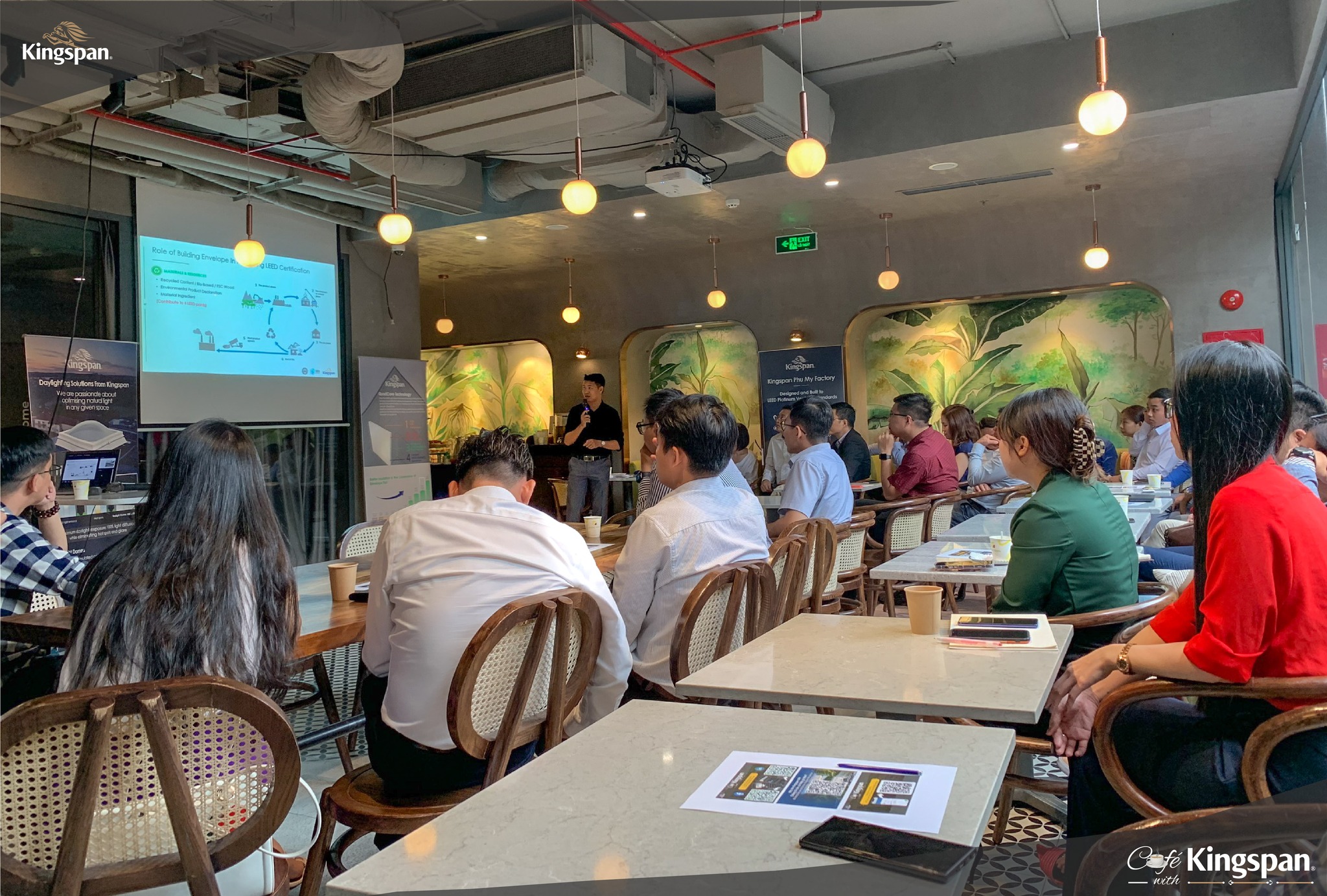 Cafe with Kingspan - LEED & High Performance Building Envelopes - ISD Engineering